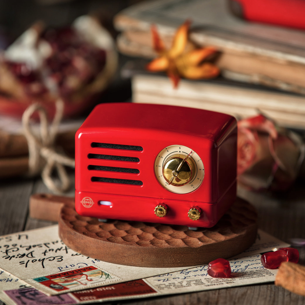 Why FM Radio Still Matters in the 21st Century | Muzen Audio